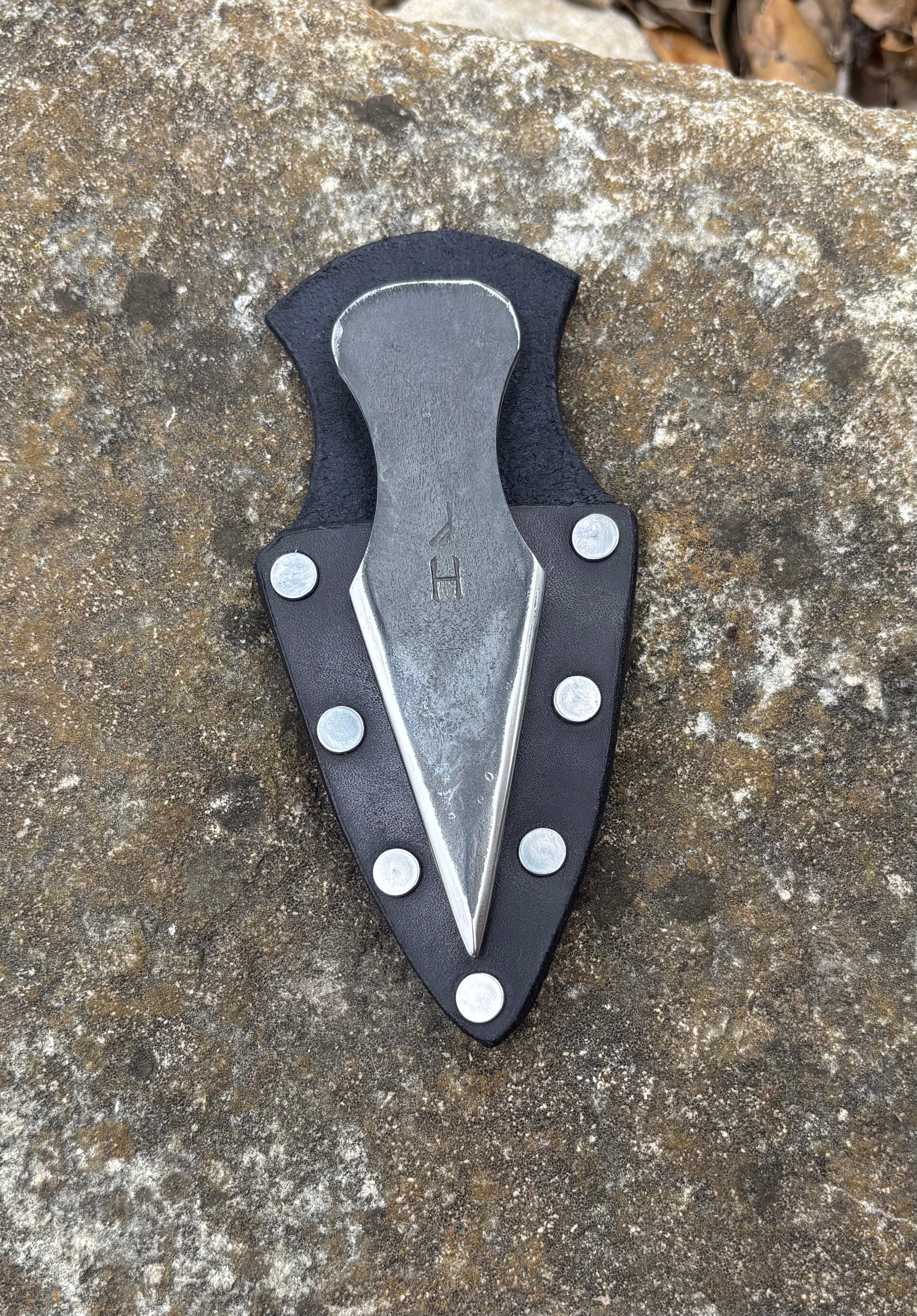 Small Throwing Dagger w/sheath – Hammerhall Forge